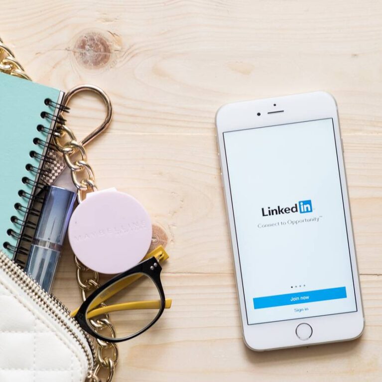 LinkedIn lance les Premium Insights